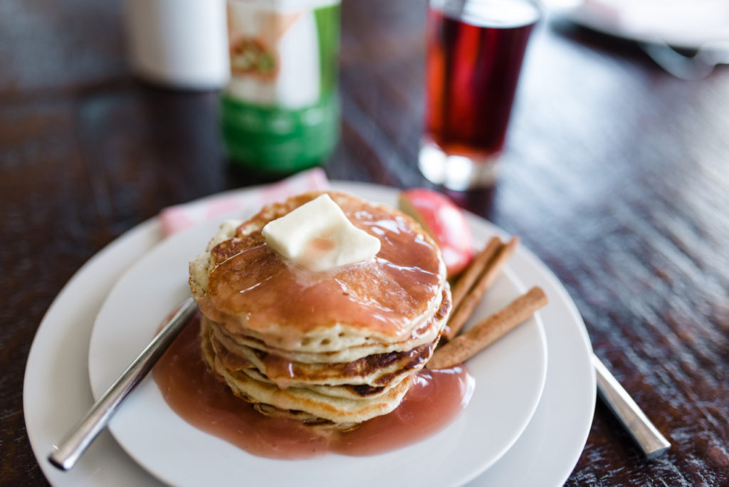 Spiced Cranberry Apple Syrup - Everyday Reading