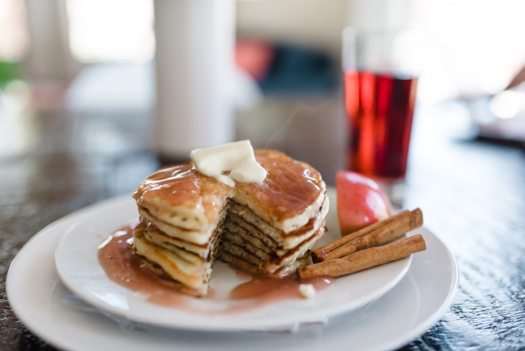 Spiced Cranberry Apple Syrup - Everyday Reading