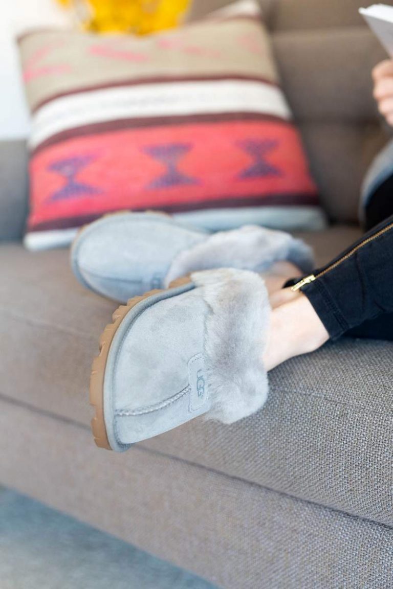 My Hunt for the Best Slippers for Women - Everyday Reading