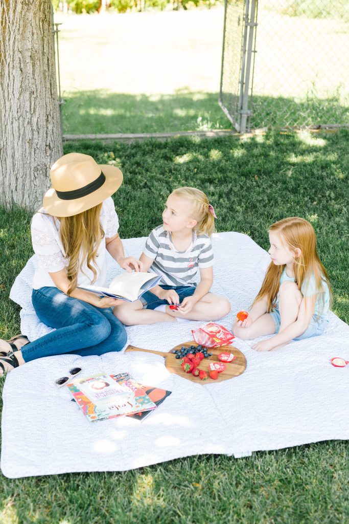4 Summer Favorites - Everyday Reading
