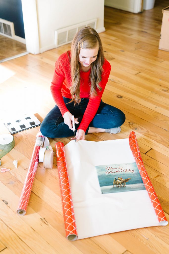 6 Simple Tips for Wrapping Presents - Everyday Reading