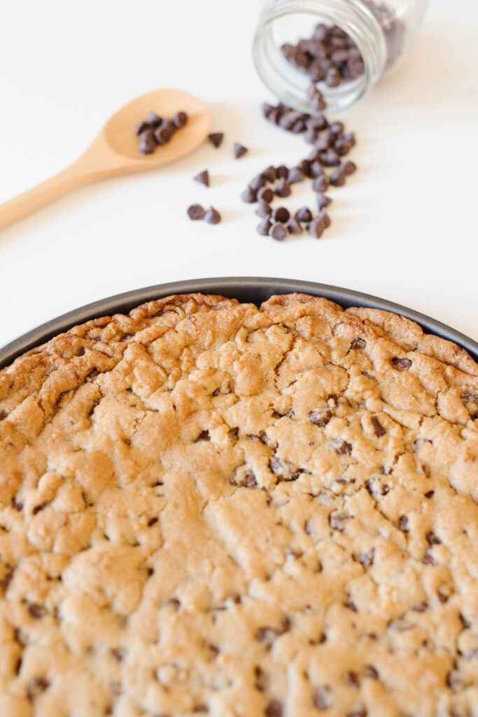A Giant Cookie Recipe - Everyday Reading