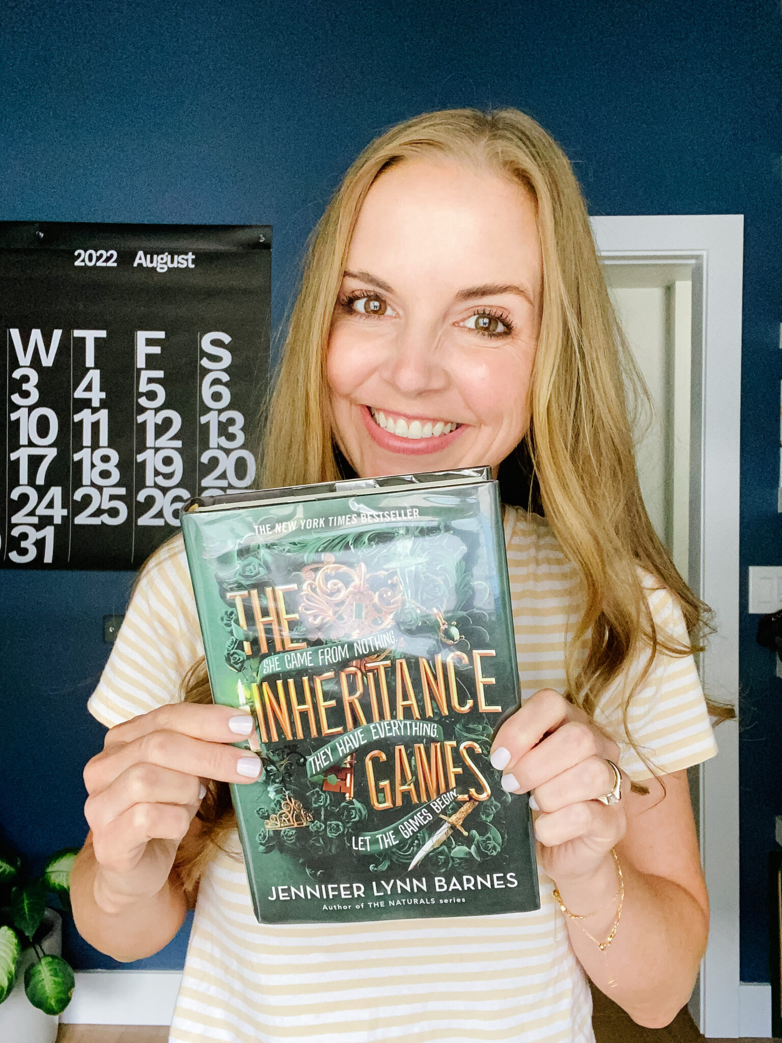 4 Books I'm Currently Reading (+ 3 Bonus Books) - Everyday Reading